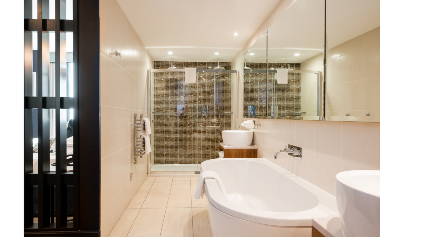 Titanic Suite | The Europa Hotel