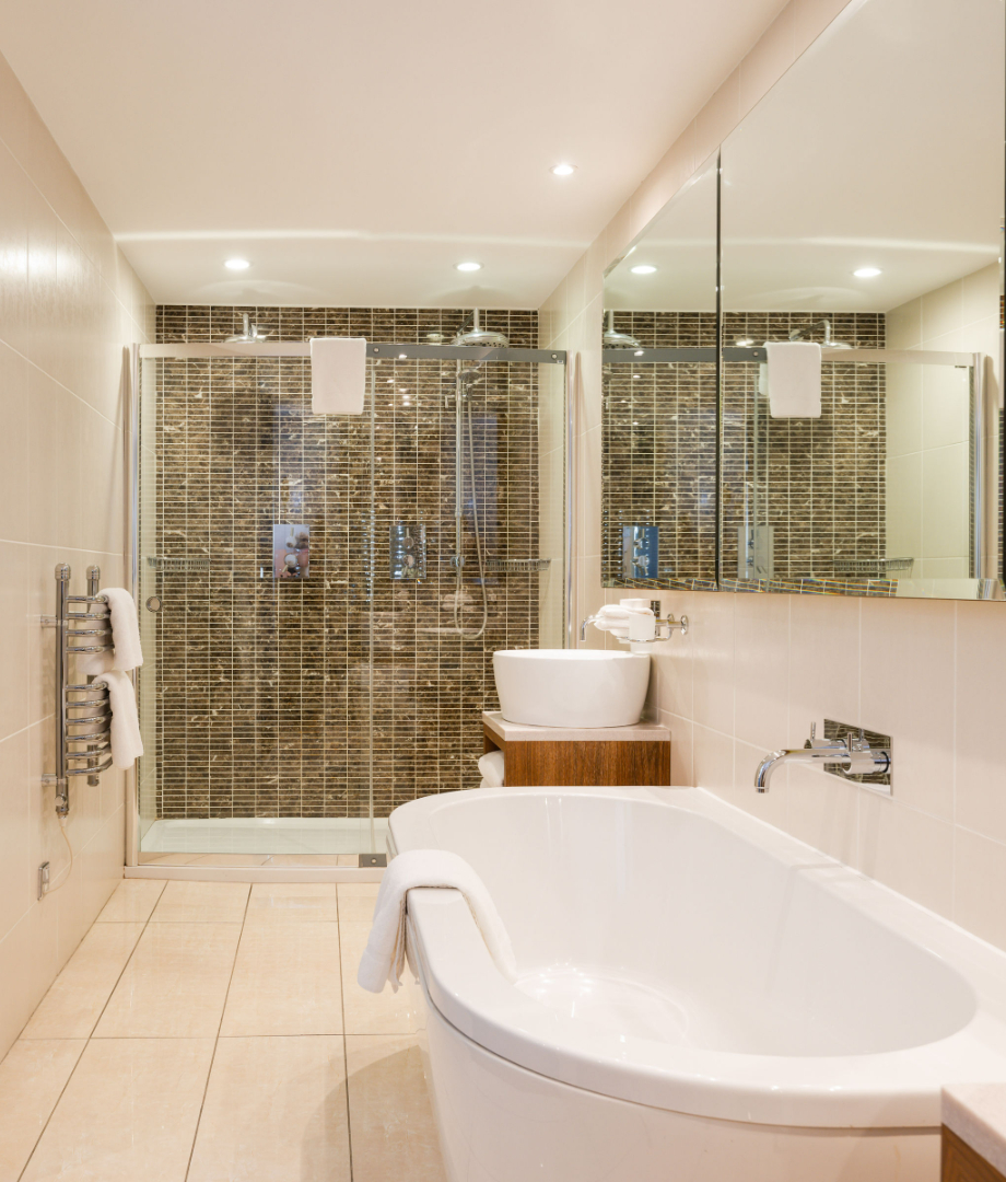 Titanic Suite | The Europa Hotel